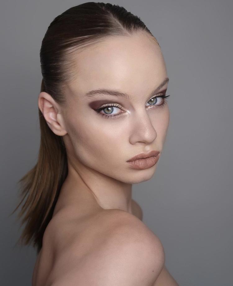 Liora Lapointe's portfolio content