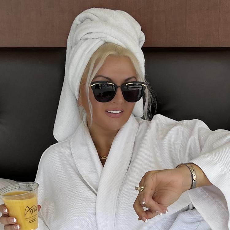 Julia Reno's portfolio content